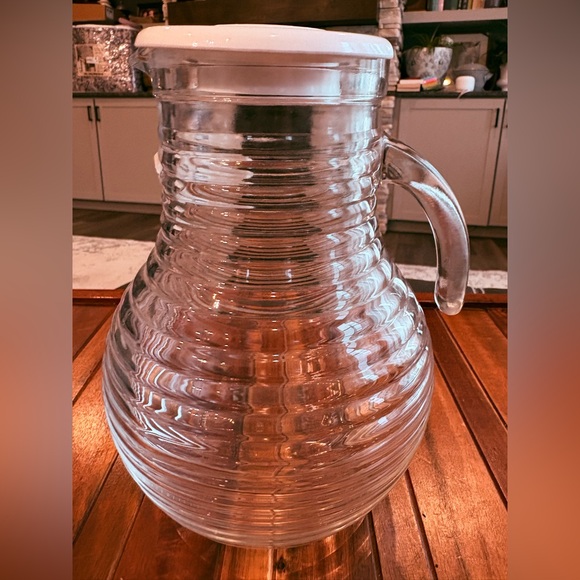 Dining | Vintage Italy Beehive Style Clear Glass Pitcher Plastic Lid ...